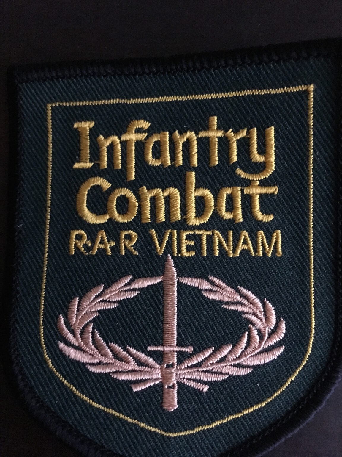 Woven Patch – Combat Vietnam | 2rar-association.net.au